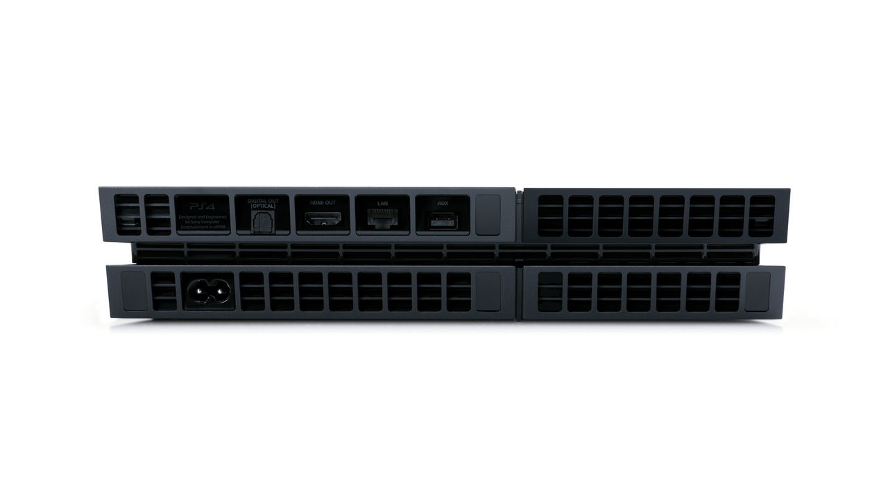 PlayStation 4 - Initial version